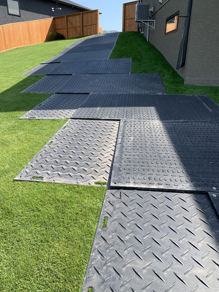 PGS Medium Duty Composite Mat - Prairie Ground Solutions Inc.