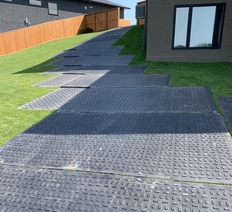 PGS Medium Duty Composite Mat - Prairie Ground Solutions Inc.